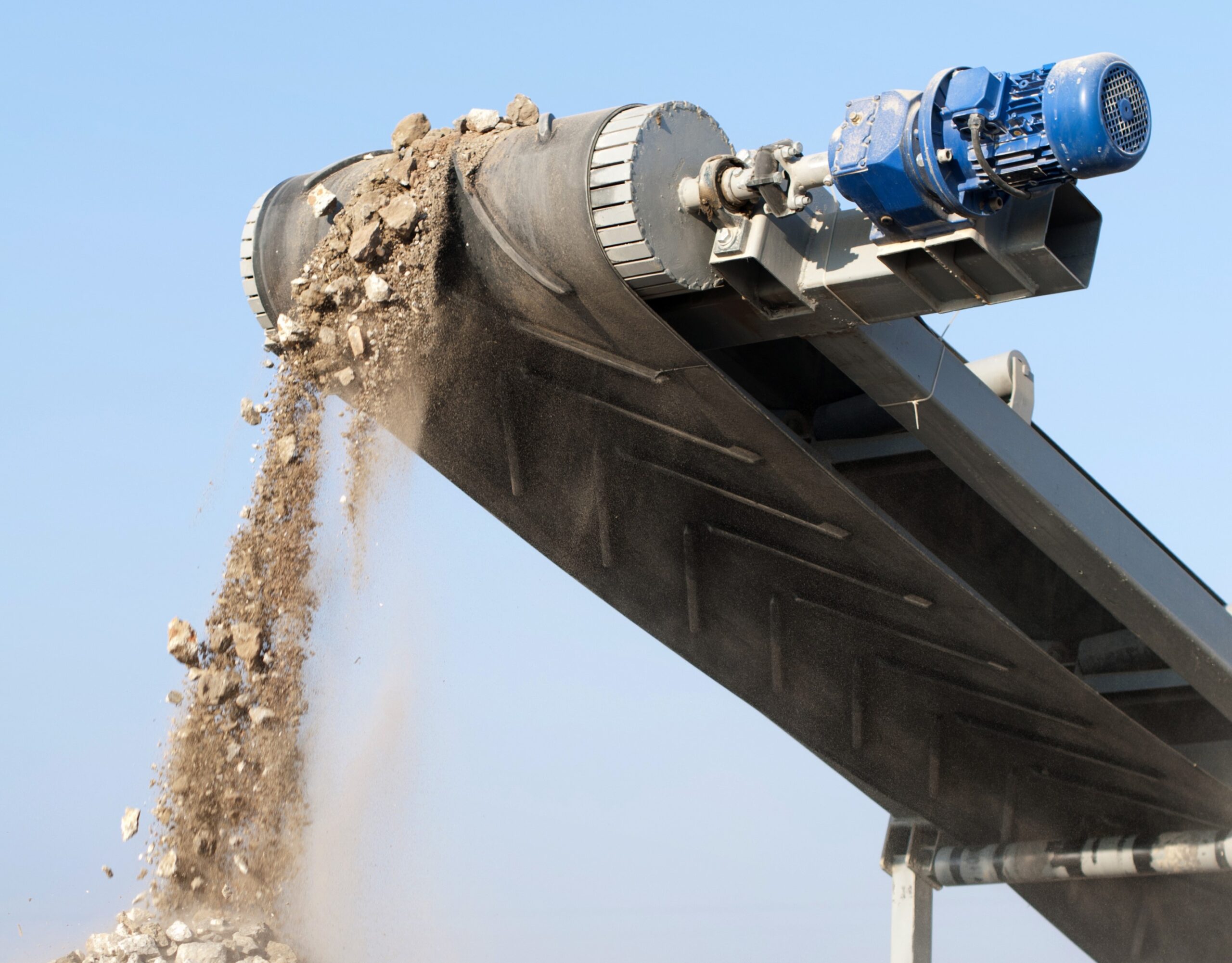 Custom Rubber Chevron-Cleated Belting - Motion Conveyance Solutions